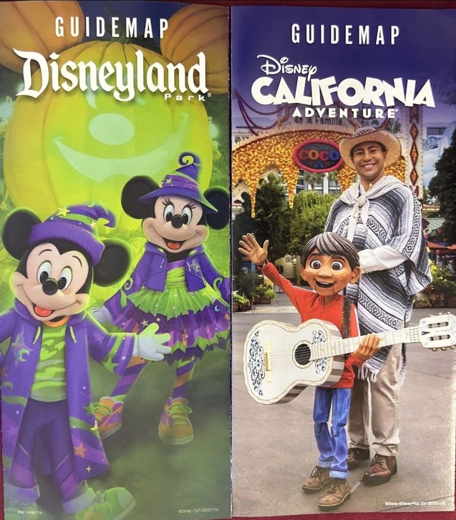 2025 – Disneyland Resort Guide Maps Collectors